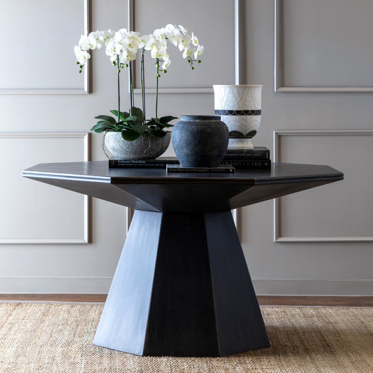 Round Pedestal Foyer Table