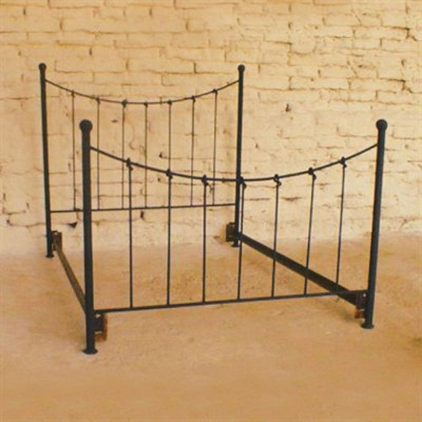 Timeless and Classic Iron Beds and Headboards - Iron Accents